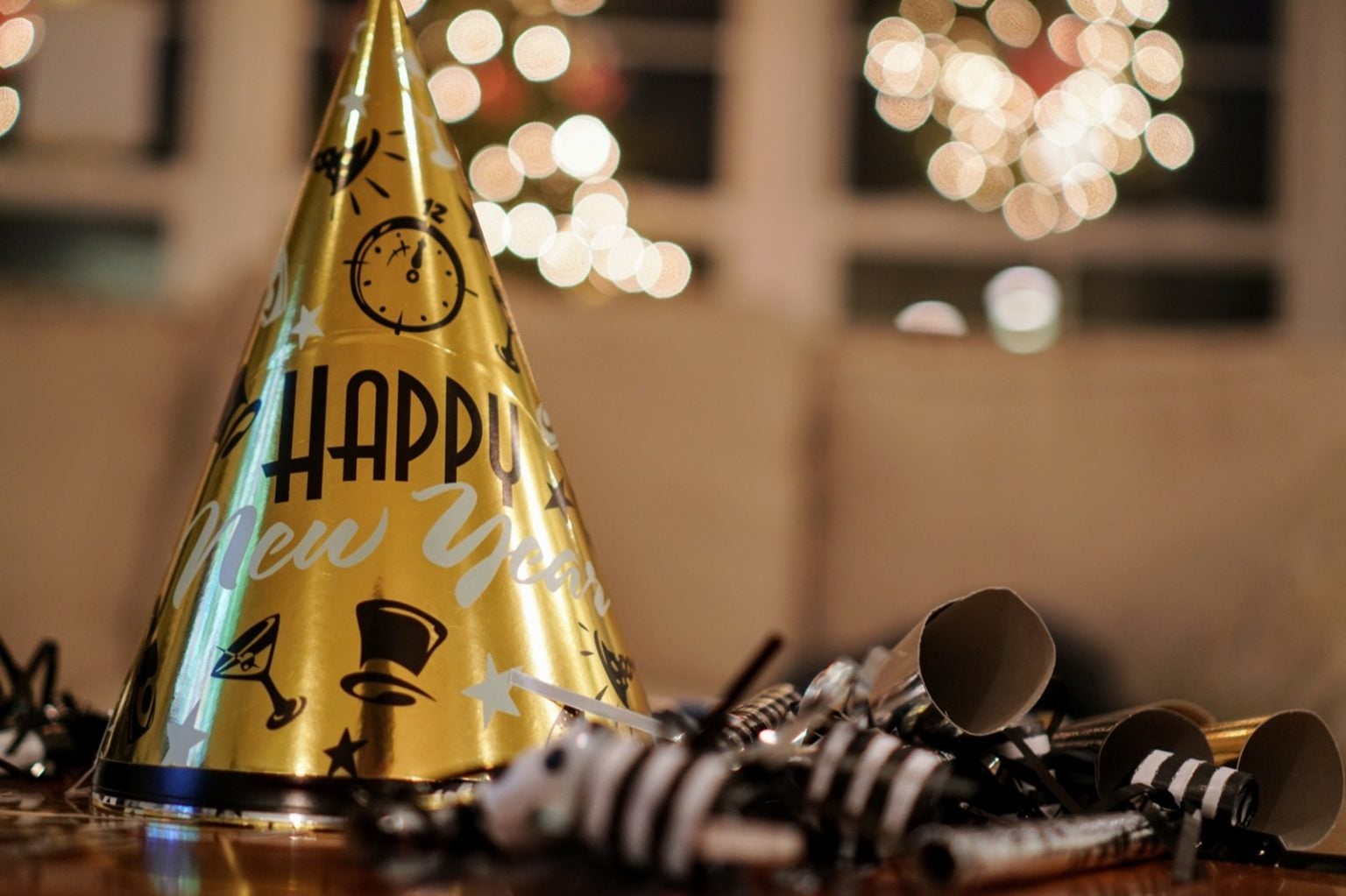 Why New Year’s Colors Are Typically Gold and Silver | Color Meanings