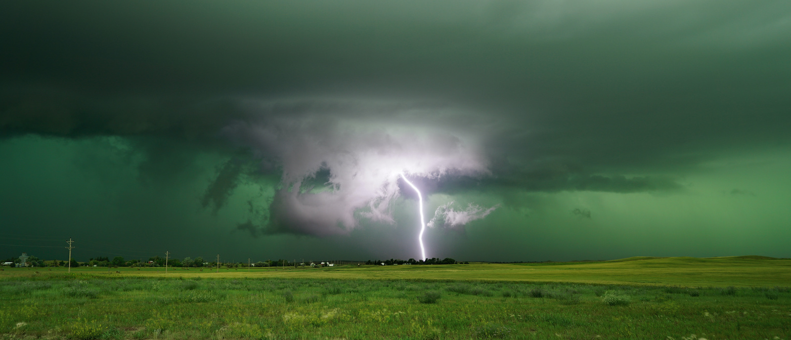 Why Is the Sky Green? The Science Behind Green Skies | Color Meanings