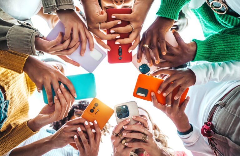 11 Powerful Color Tips to Boost Your Social Media Engagement | Color ...