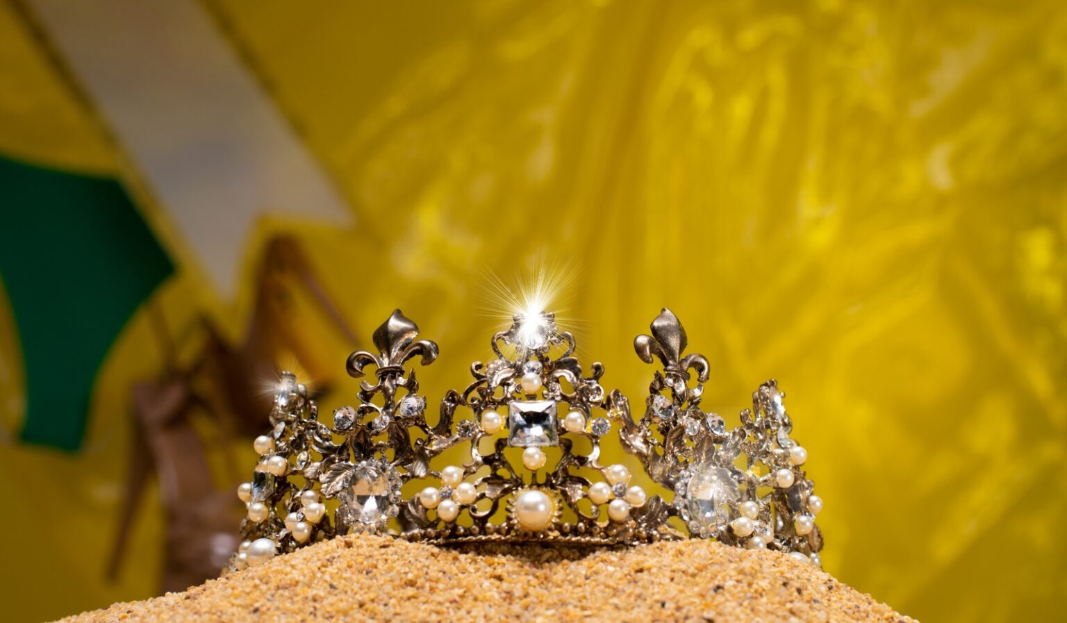 13 Fun and Surprising Facts About the Color Yellow to Brighten Your Day ...