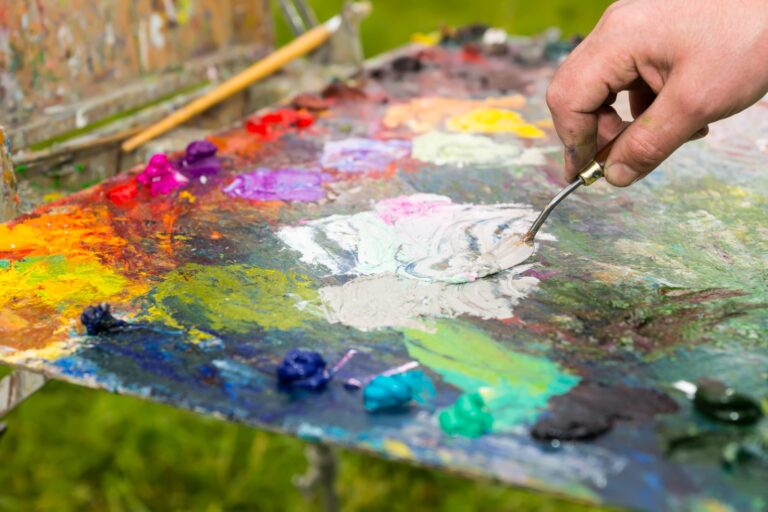 12 Surprising Facts About the Color White (More Than Meets the Eye ...